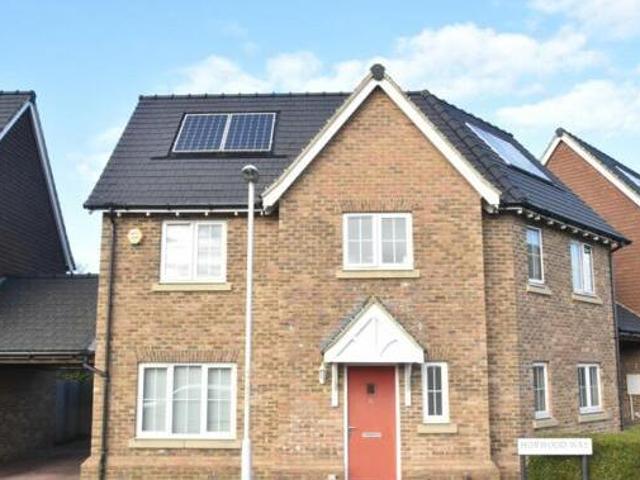 3 Bedroom Link Detached House For Sale In Harrietsham