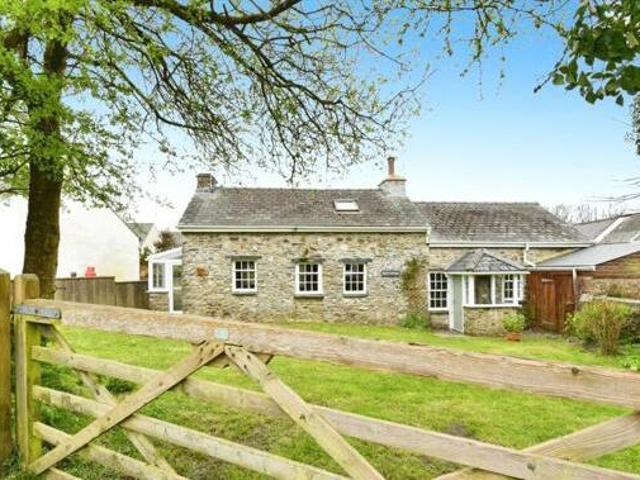 3 Bedroom Link Detached House For Sale In Haverfordwest, Dyfed