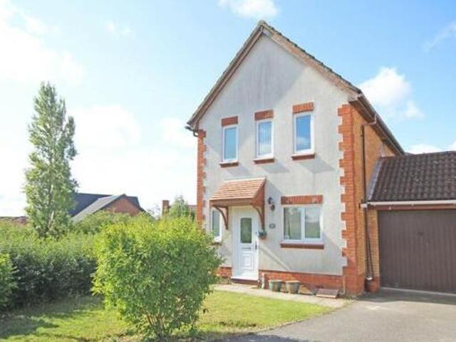 3 Bedroom Link Detached House For Sale In Haverhill, Suffolk