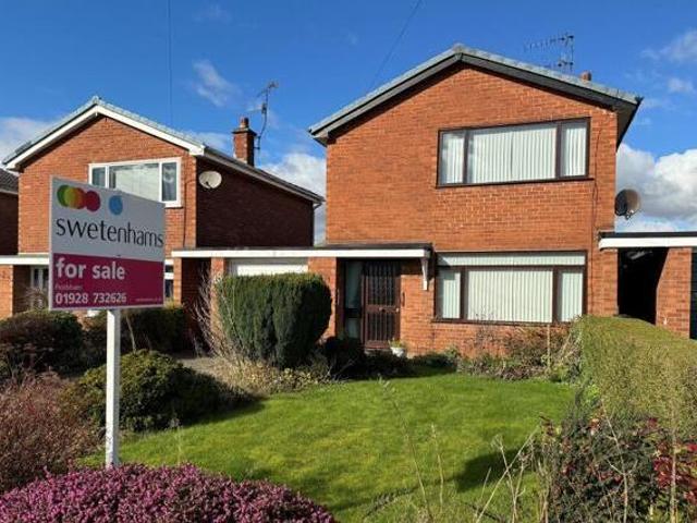 3 Bedroom Link Detached House For Sale In Helsby