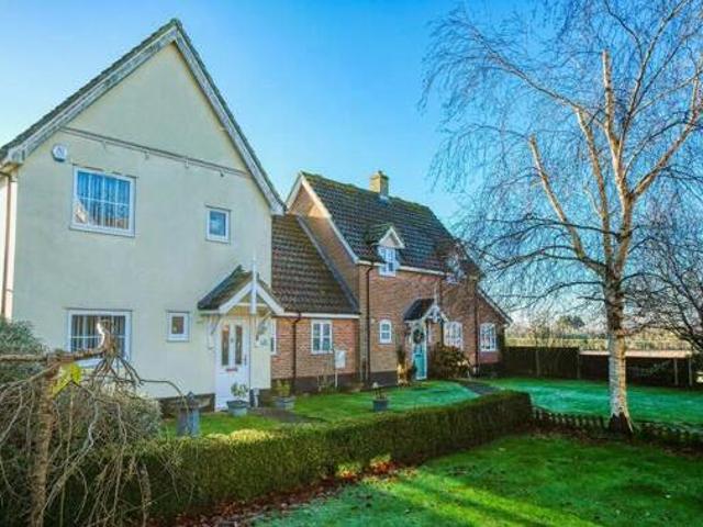 3 Bedroom Link Detached House For Sale In Hingham, Norwich