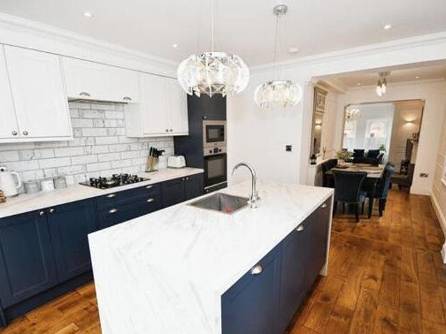3 Bedroom Link Detached House For Sale In Lincoln, Lincolnshire