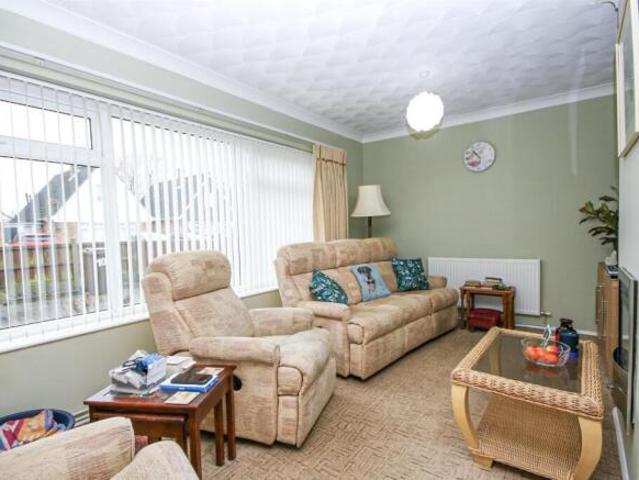 3 bedroom link detached house for sale in Meadow Close, Hellesdon, NR6