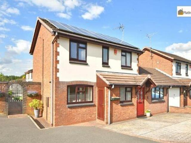 3 Bedroom Link Detached House For Sale In Meir Park