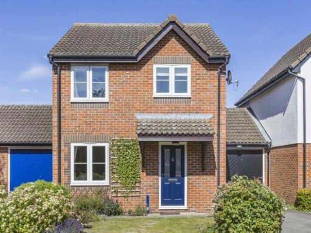3 Bedroom Link Detached House For Sale In Melbourn