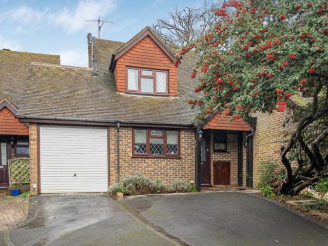 3 bedroom link detached house for sale in Miller Road, Merrow Park, GU4