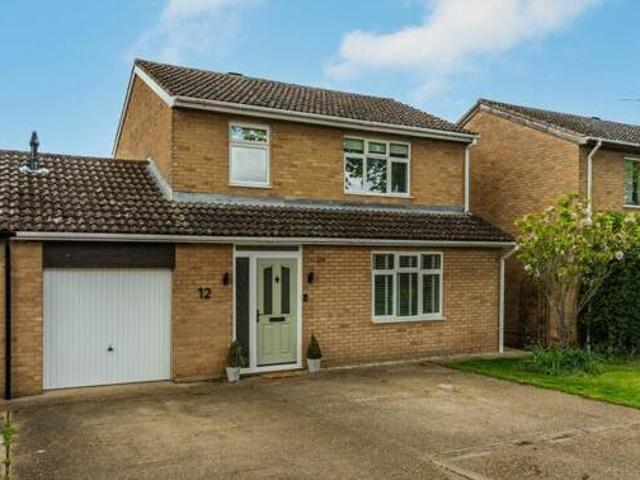 3 Bedroom Link Detached House For Sale In Over