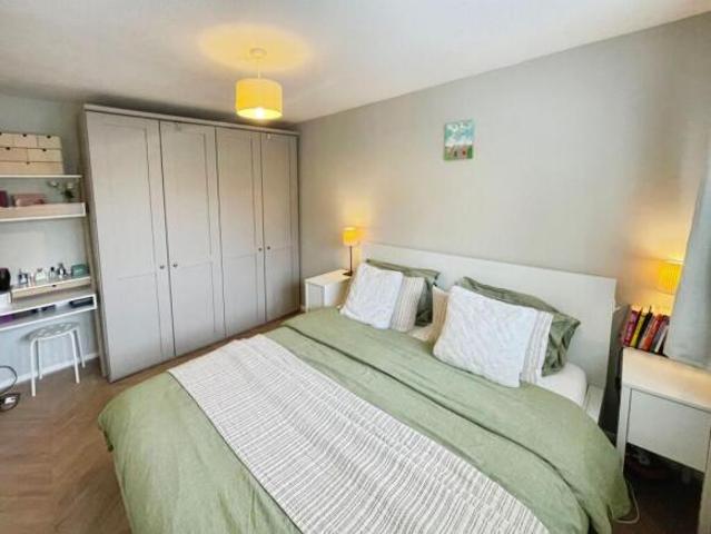 3 bedroom link detached house for sale in Parkwood Close, Chineham, RG24