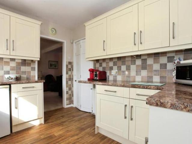 3 bedroom link detached house for sale in Pennine Way, Peterborough, PE4