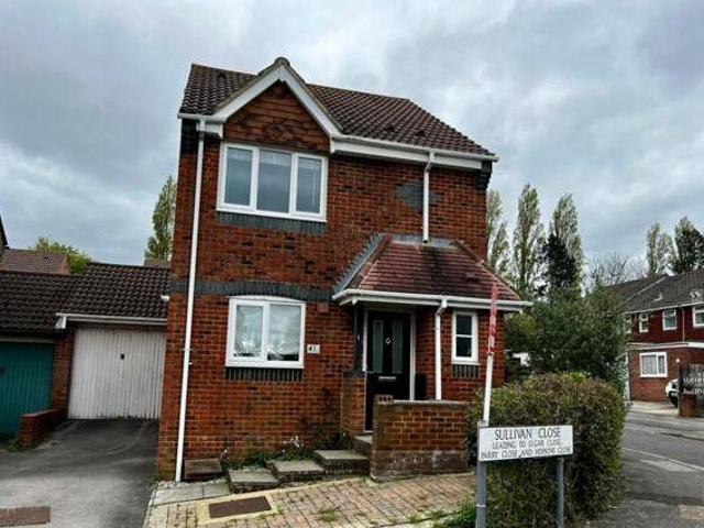 3 Bedroom Link Detached House For Sale In Portsmouth, Hampshire