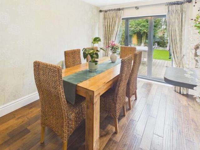 3 bedroom link detached house for sale in Shirley Drive, Grappenhall, WA4