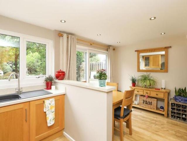 3 bedroom link detached house for sale in Simcrest Avenue, Killamarsh, S21