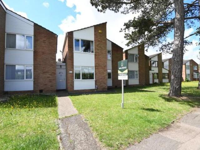3 bedroom link detached house for sale in Spruce Walk, Kempston, Bedford, MK42