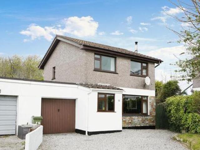 3 Bedroom Link Detached House For Sale In St. Columb, Cornwall
