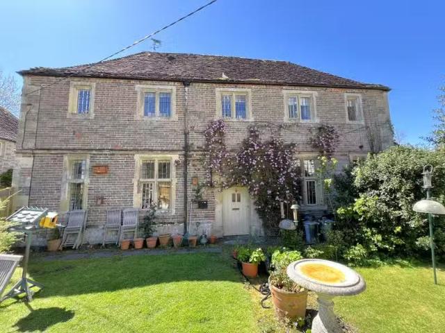 3 bedroom link detached house for rent in The Brewhouse, Norto.
