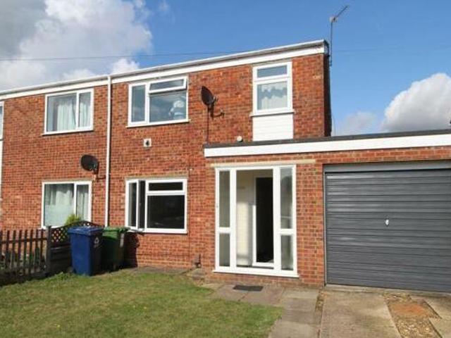 3 Bedroom Link Detached House For Rent In St Ives