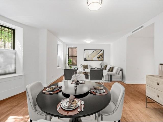 3 bedroom luxury Flat for sale in New York, United States