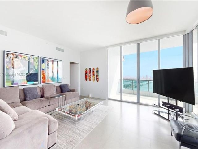 3 bedroom luxury Flat for rent in Miami, Florida