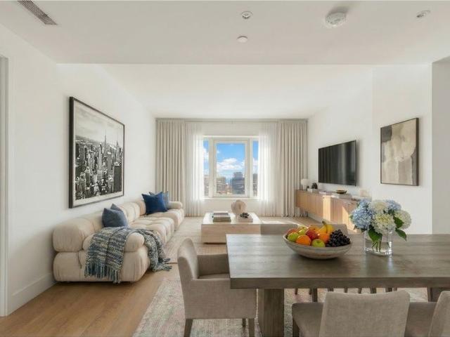3 bedroom luxury Flat for sale in Brooklyn, New York
