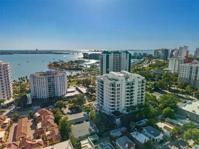 3 bedroom luxury Flat for sale in Sarasota, Florida