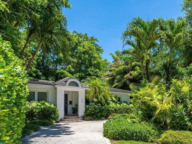 3 bedroom luxury House for sale in Miami, Florida