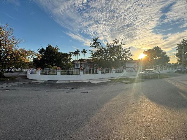 3 bedroom luxury House for sale in Miami, Florida