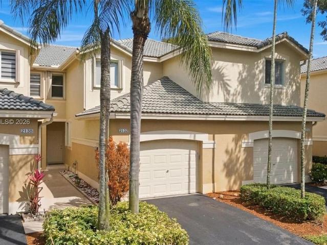 3 bedroom luxury Townhouse for sale in Weston, Florida