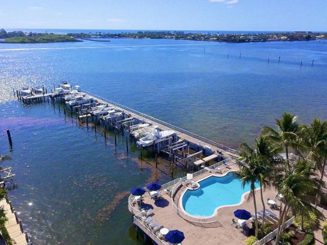 3 bedroom luxury Townhouse for sale in Boynton Beach, Florida