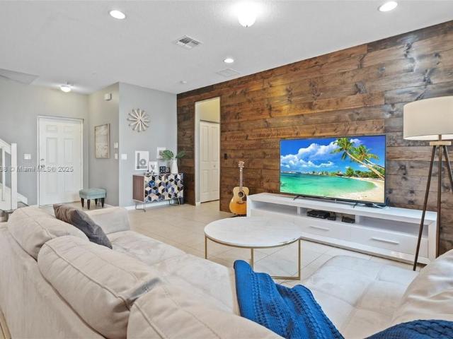 3 bedroom luxury Townhouse for sale in Cooper City, United States