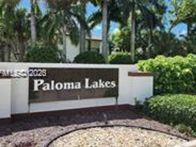 3 bedroom luxury Townhouse for sale in Coconut Creek, Florida