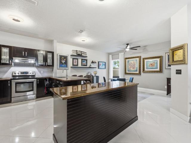 3 bedroom luxury Townhouse for sale in Coral Springs, United States