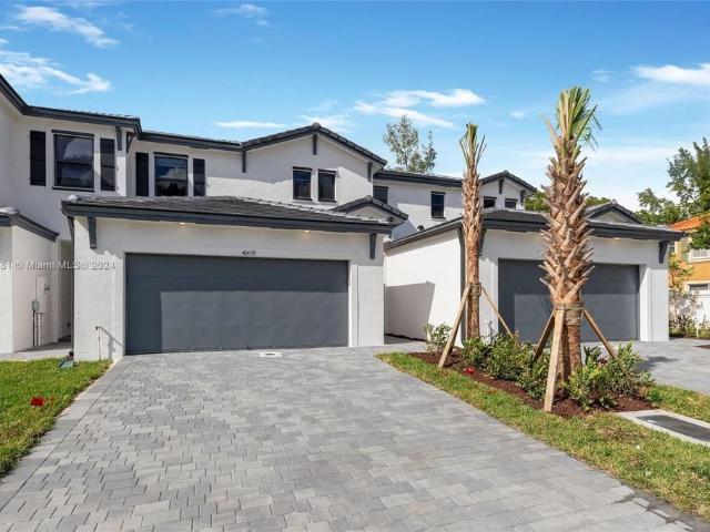 3 bedroom luxury Townhouse for sale in Dania Beach, United States