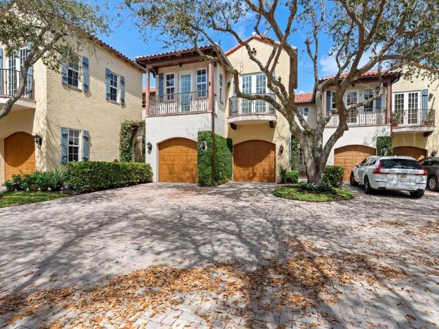 3 bedroom luxury Townhouse for sale in Delray Beach, United States