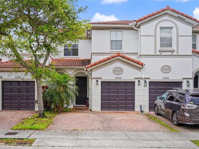 3 bedroom luxury Townhouse for sale in Doral, United States