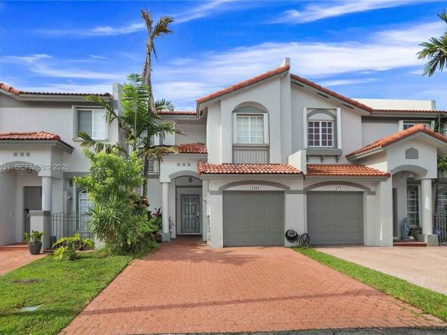 3 bedroom luxury Townhouse for sale in Doral, Florida