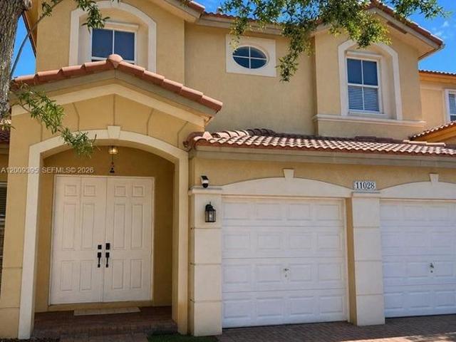 3 bedroom luxury Townhouse for sale in Doral, Florida