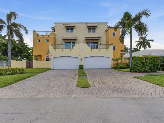 3 bedroom luxury Townhouse for sale in Fort Lauderdale, Florida