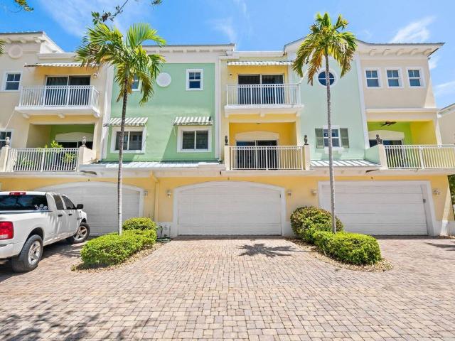 3 bedroom luxury Townhouse for sale in Fort Lauderdale, Florida