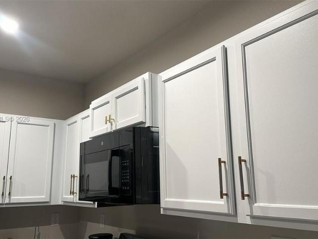 3 bedroom luxury Townhouse for sale in Florida City, Florida