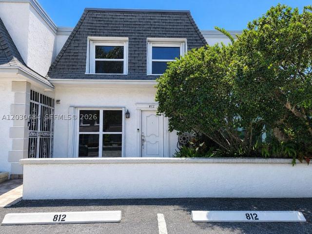 3 bedroom luxury Townhouse for sale in Hallandale, Florida