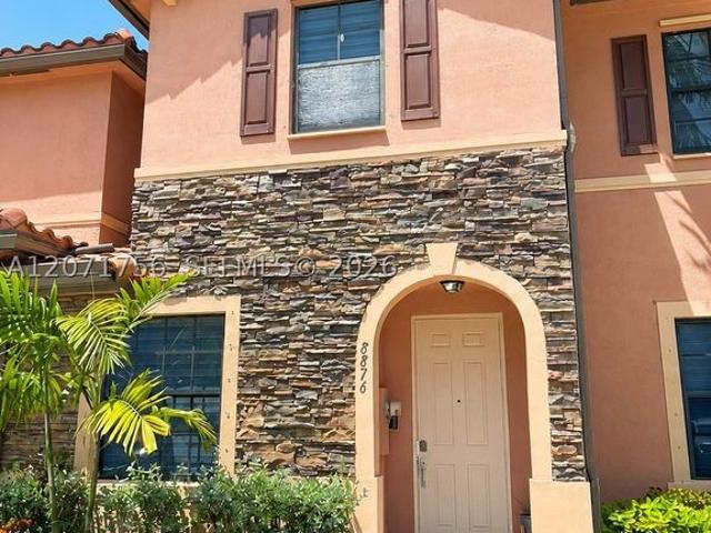 3 bedroom luxury Townhouse for sale in Hialeah, Florida