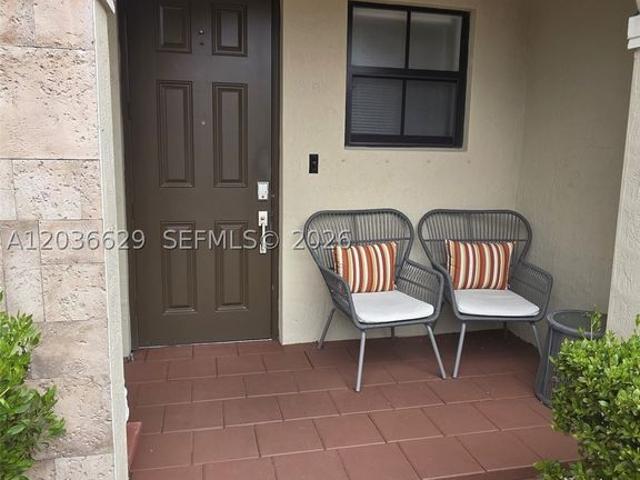 3 bedroom luxury Townhouse for sale in Hialeah, Florida