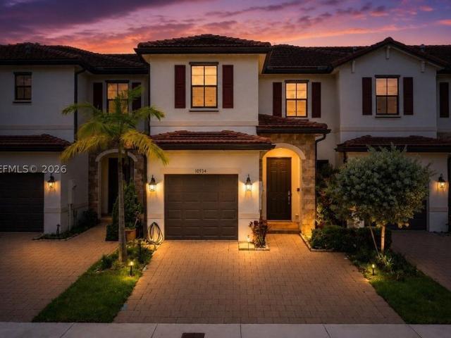 3 bedroom luxury Townhouse for sale in Hialeah, United States