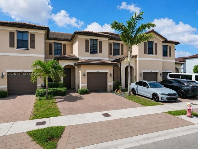 3 bedroom luxury Townhouse for sale in Hialeah, United States