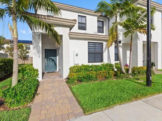 3 bedroom luxury Townhouse for sale in Homestead, Florida