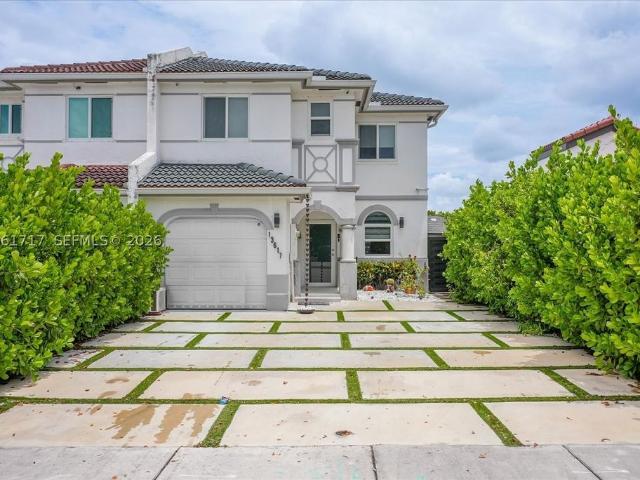 3 bedroom luxury Townhouse for sale in Homestead, Florida
