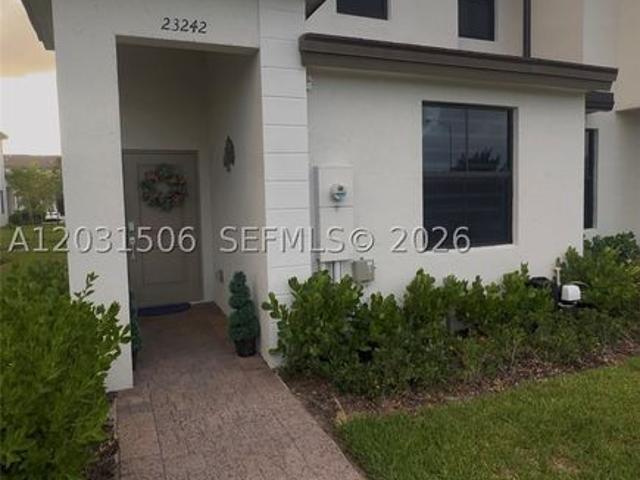 3 bedroom luxury Townhouse for sale in Homestead, Florida