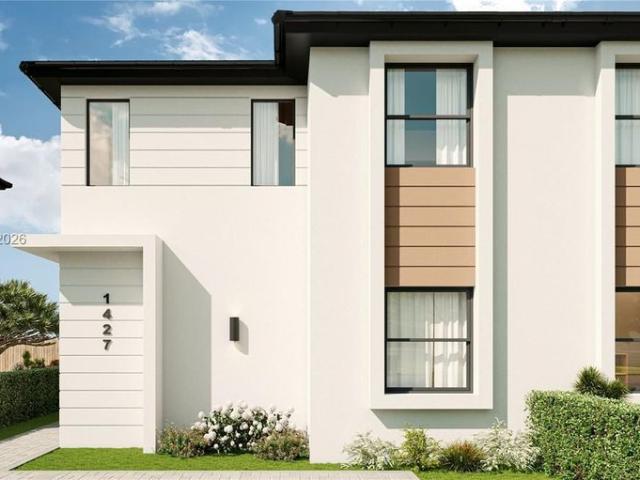 3 bedroom luxury Townhouse for sale in Homestead, Florida
