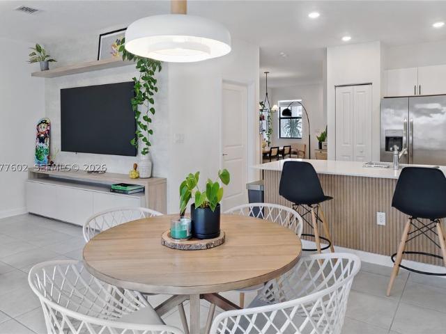 3 bedroom luxury Townhouse for sale in Homestead, Florida