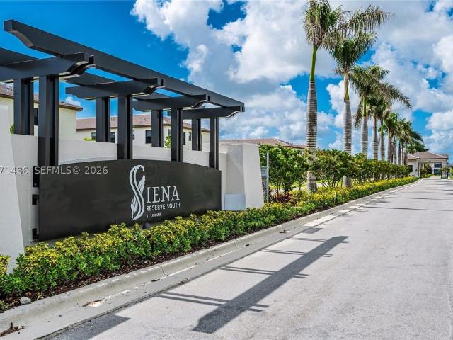 3 bedroom luxury Townhouse for sale in Homestead, United States